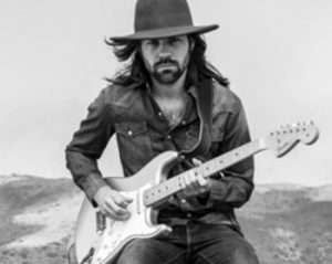 Travis Marsh New Video “Lay Me Down” - Skope Entertainment Inc