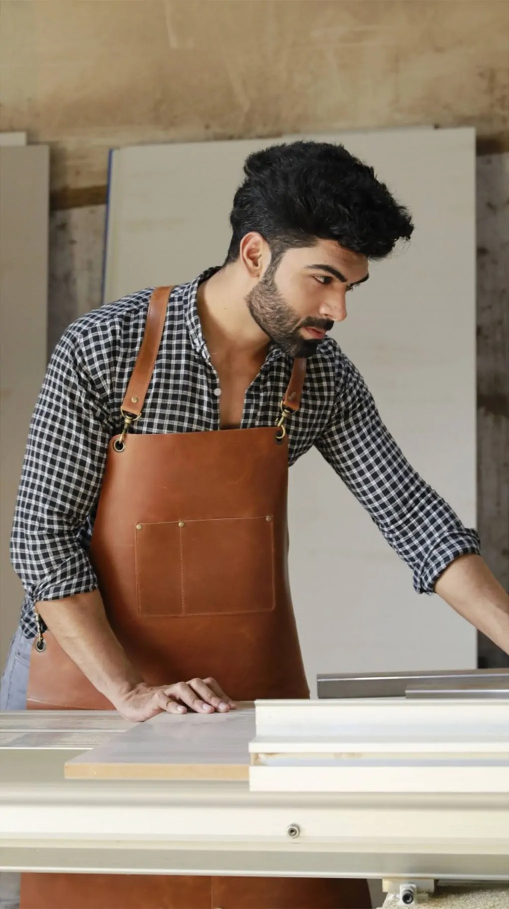 Master Your Craft with the Ultimate Leather Woodworking Apron - Skope ...